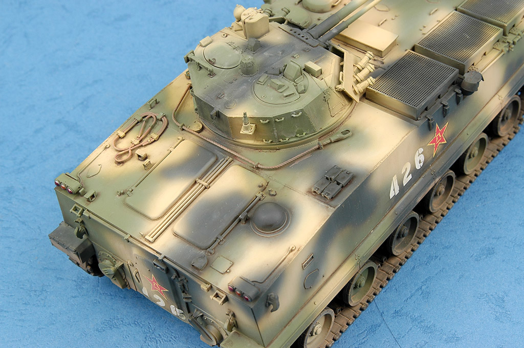 中国ZBD 04步兵战车82453-1/35系列-HobbyBoss模型