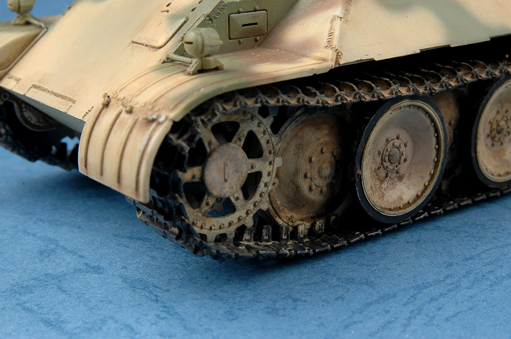 German VK1602 LEOPARD 82460-1:35-HobbyBoss German VK1602 LEOPARD 82460-1:35-HobbyBoss